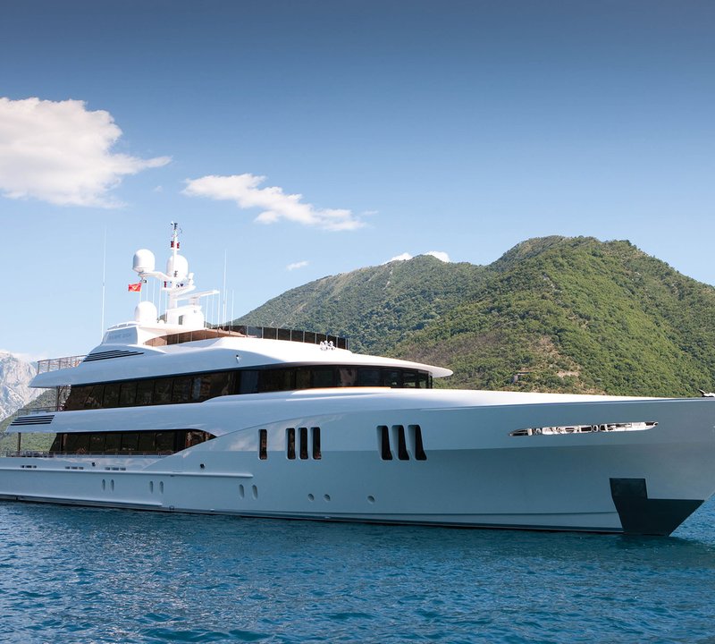 Trinity Yachts Image Gallery – Luxury Yacht Browser | by CHARTERWORLD ...